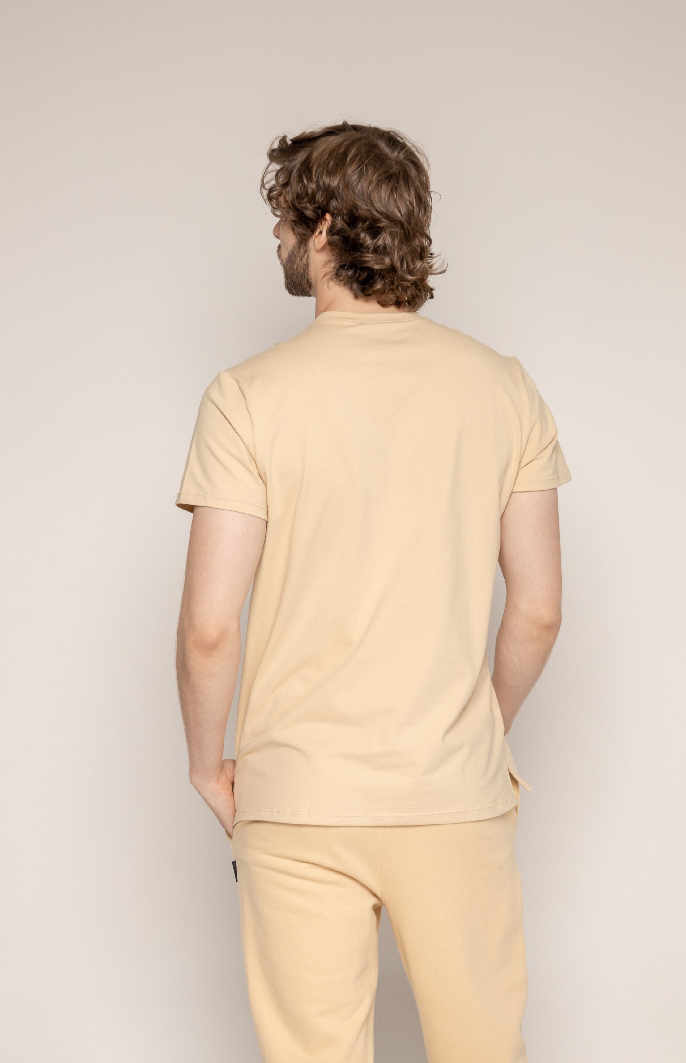 Kindness T-Shirt Beige – Values Driven