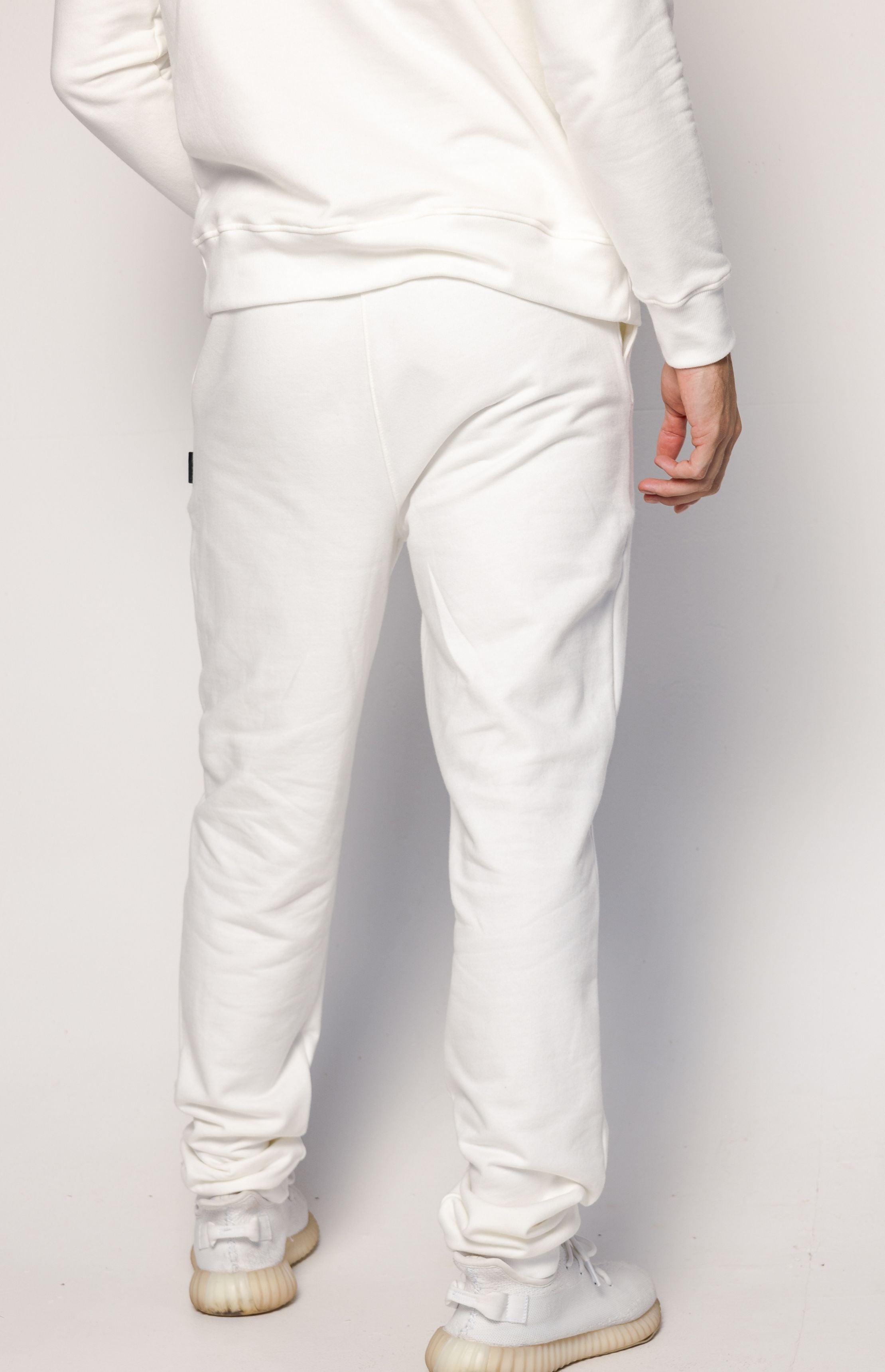 Loyalty Jogger Off-White – Values Driven